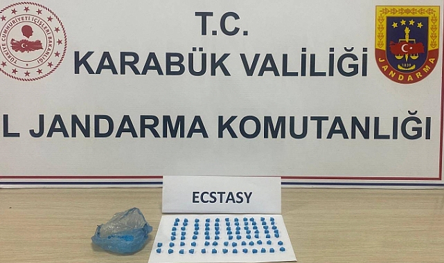 Karabük’te uyuşturucu operasyonu: 3 gözaltı - Genel - www.ajanskarabuk ... Karabük’te uyuşturucu operasyonu: 3 gözaltı - Genel - www.ajanskarabuk ...