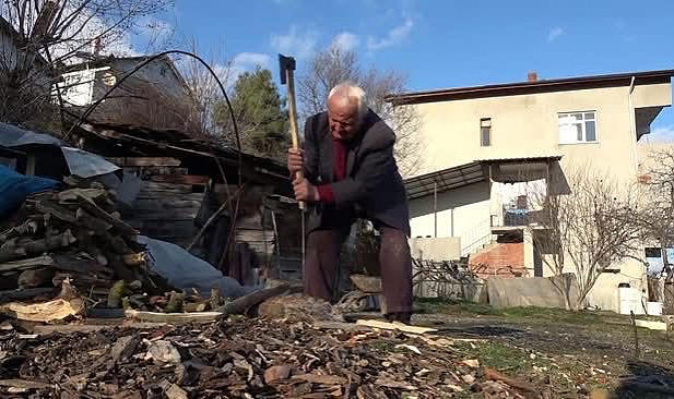 10 Yıldır Doğalgazsız Yaşayan Turan Ailesi Çözüm Bekliyor - Genel - www ...